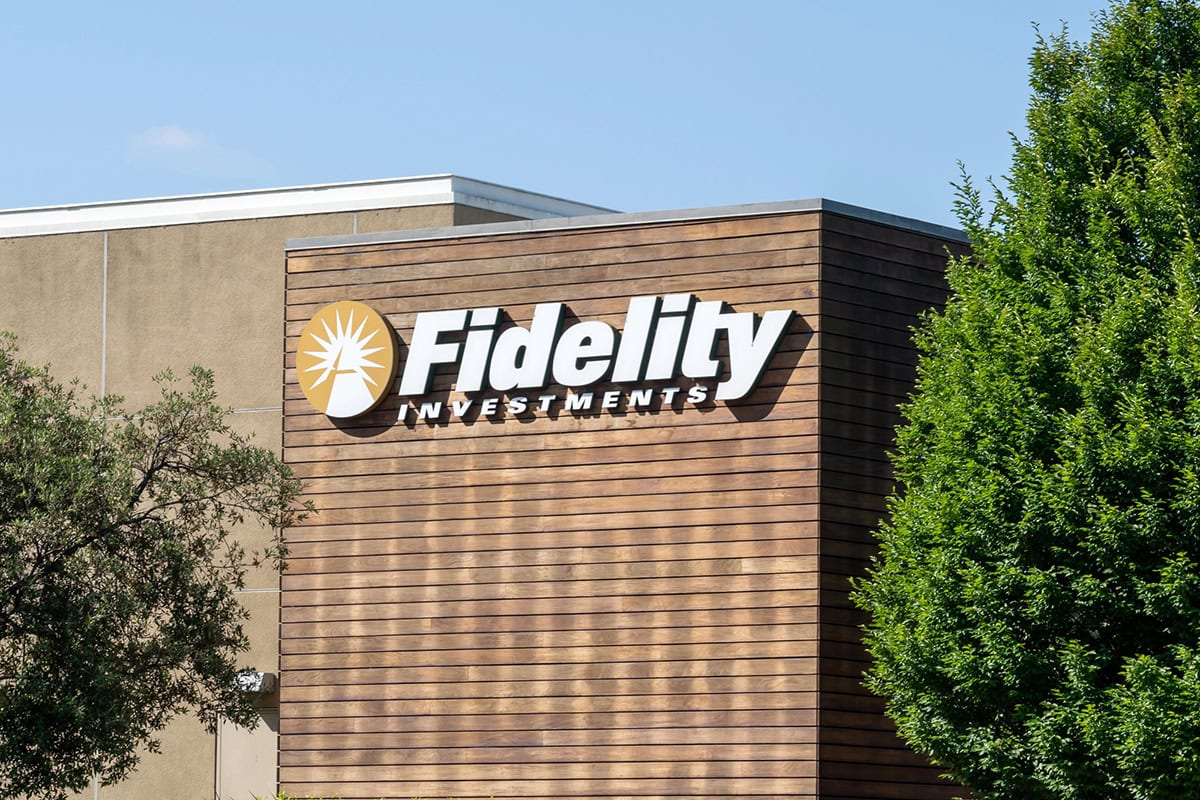 7 Best Fidelity Retirement Funds for IRA Investors [2026]