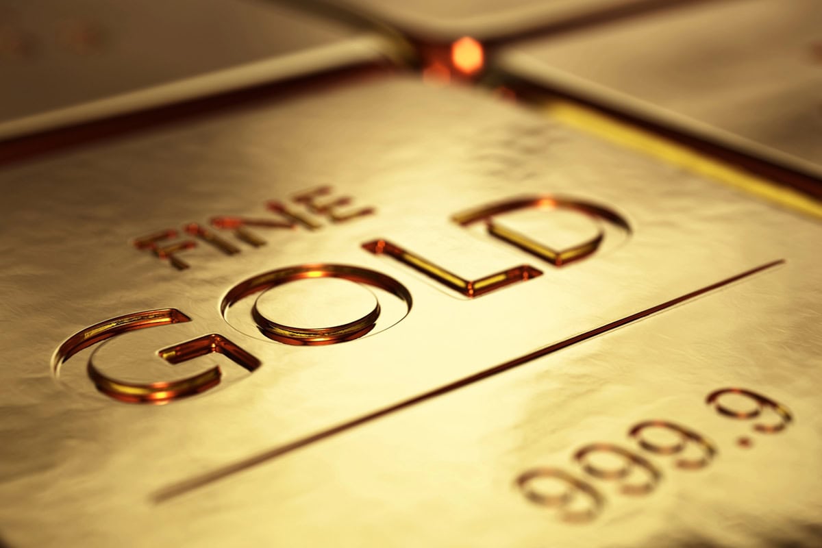 The 7 Best Gold ETFs You Can Buy [May 2026]
